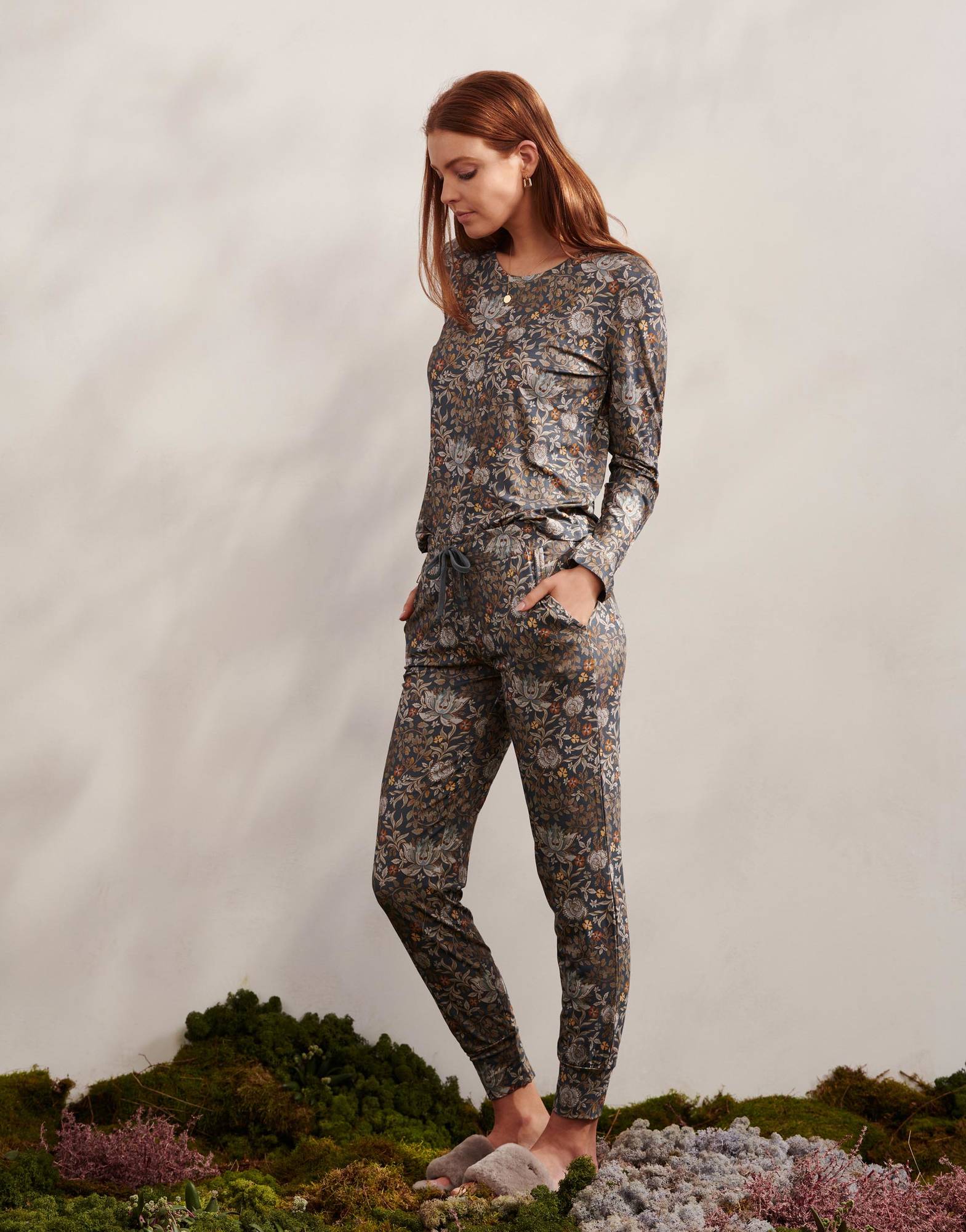Essenza siniset kotihousut Jules Ophelia Trousers - Alusasuliike Siro ...