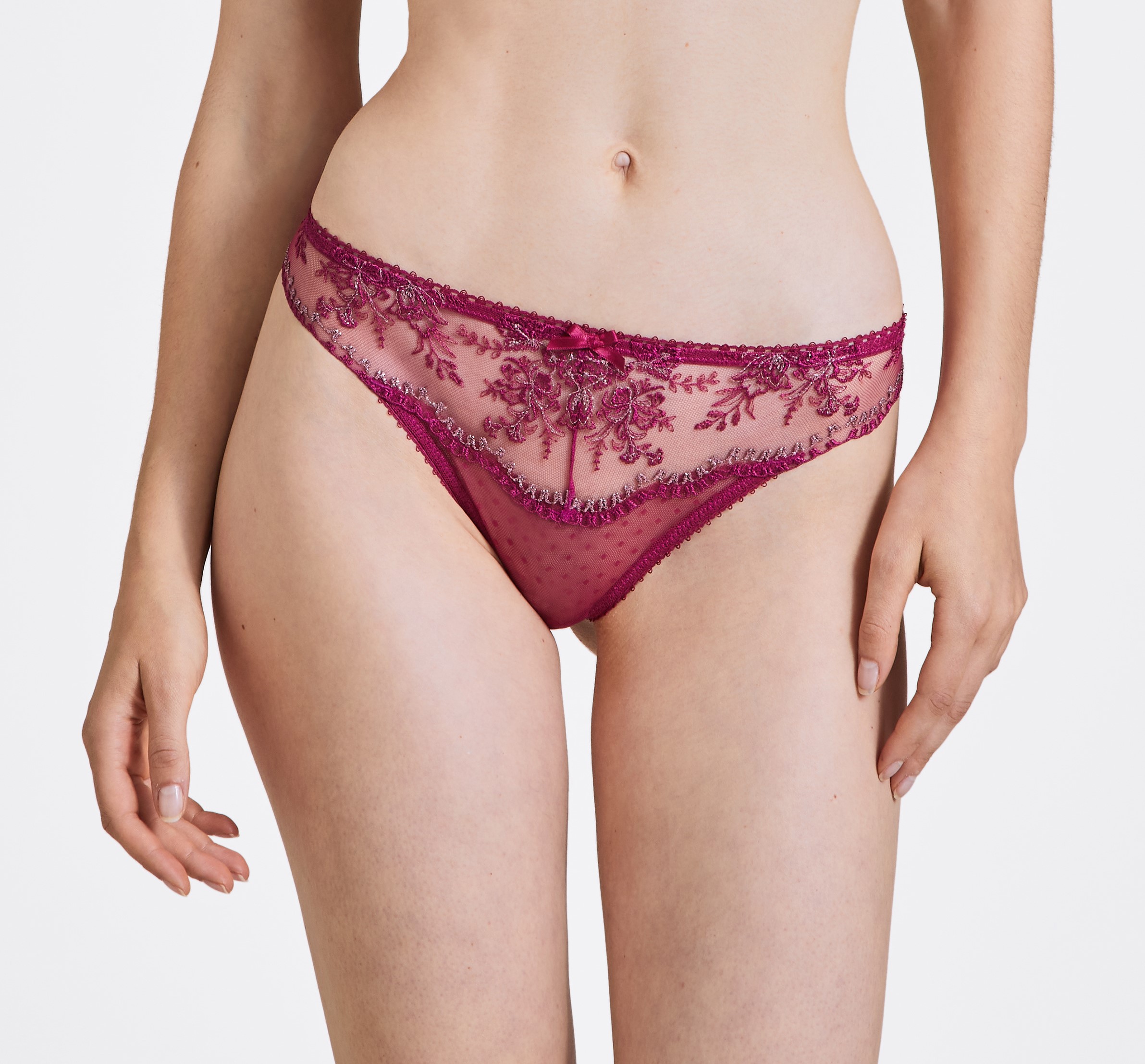 Aubade pitsiset stringit Tresor Infini - Alusasuliike Siro verkkokauppa